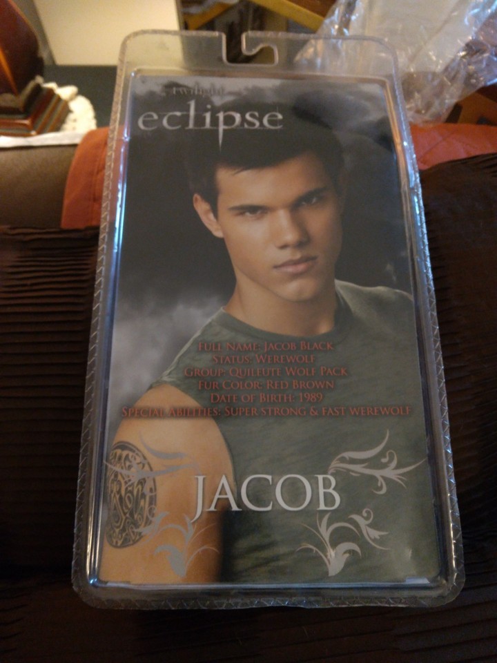 Reel Toys Neca 2010 Jacob Twilight Eclipse Figure NIB 634482221846| eBay