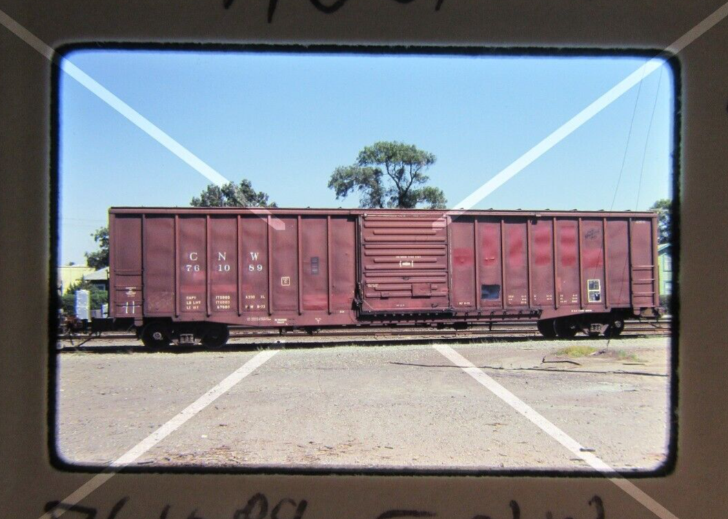 Original '82 Kodachrome Slide CNW Chicago Northwestern 761089 Boxcar ...