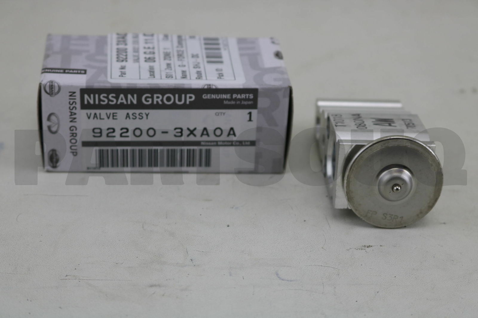 922003XA0A Genuine Nissan VALVE ASSY 92200-3XA0A | eBay