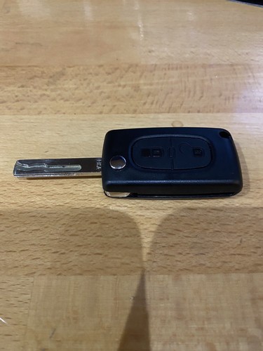 PEUGEOT TWO BUTTON KEY FOB CEO536 | eBay UK