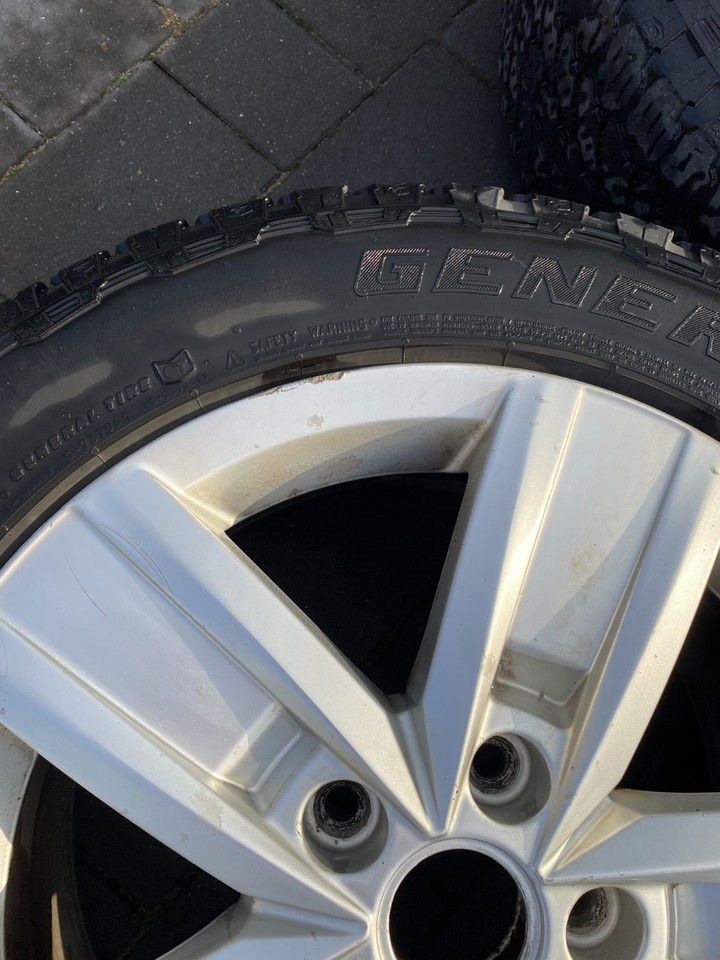 VW T5 T6 17" Devonport Wheels & SWAMPY TYRES 3X8MM 1X 4-5MM CHEAP CHEAP ...