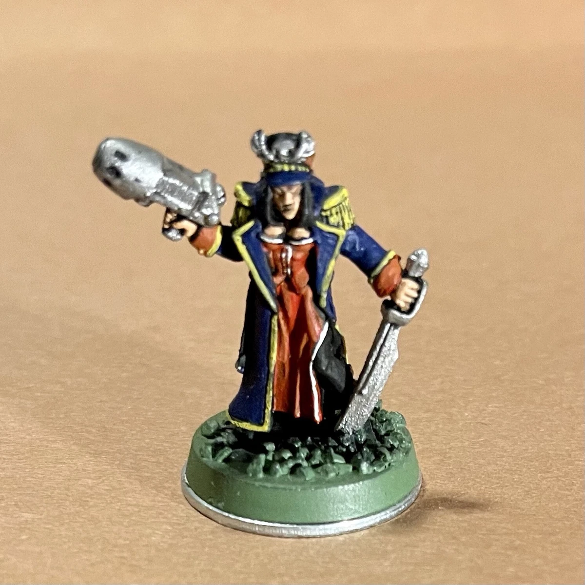 Warhammer 40k Imperial Guard Commissar