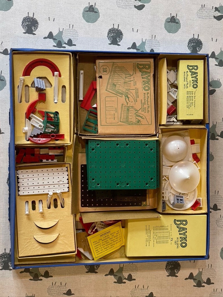 VINTAGE 1953 BAYKO BUILDING SET No.2, 2x converting set & 3x converting ...