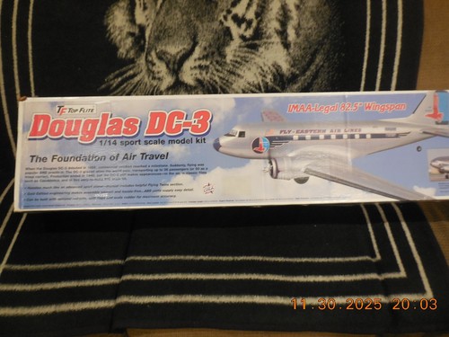 Top Flite DOUGLAS DC-3 R/C Model Airplane Kit, 1/14 Sport Scale ...