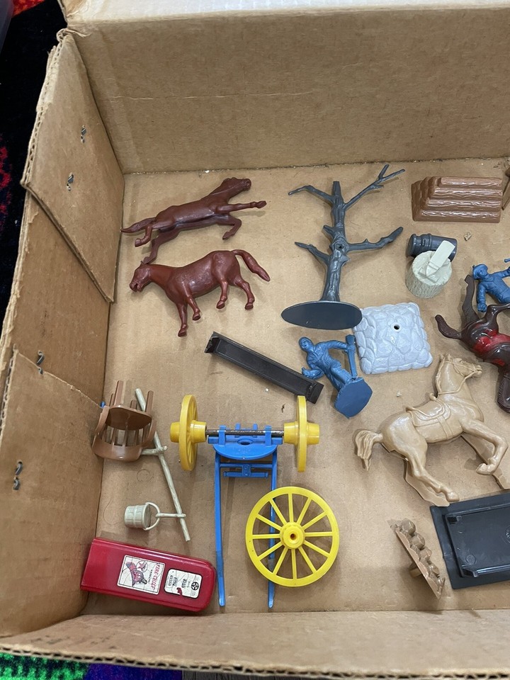 Vintage 50s Louis Marx Fort Apache Stockade Plastic Playset W/ Box Lots ...