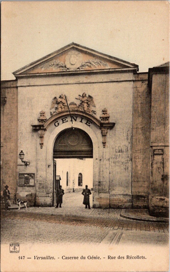 Postcard Versailles Caserne du Gene Rue des Recollets France Divided ...
