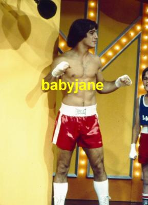 012 TONY DANZA BARECHESTED IN RED BOXING SHORTS COLOR PHOTO | eBay