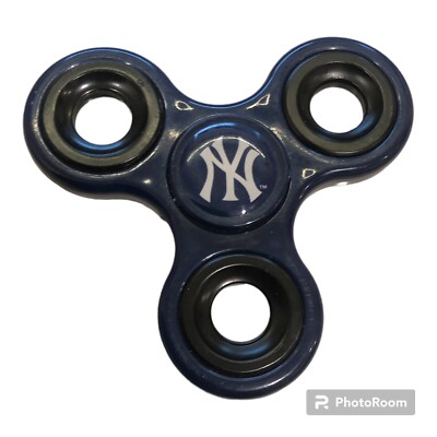 New York Yankees Fan 3 Way Fidget Spinner MLBP 2017 Stress Anxiety | eBay