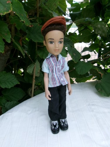 Vintage poupée Bratz Boyz Dylan Step Off flamme beret | eBay