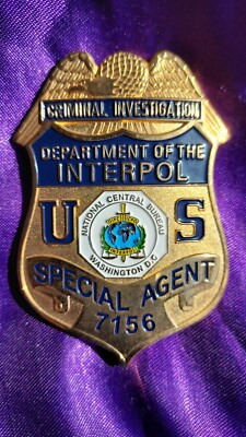 Badge Insigne Department of Interpol US Special Agent Métal doré 72 ...