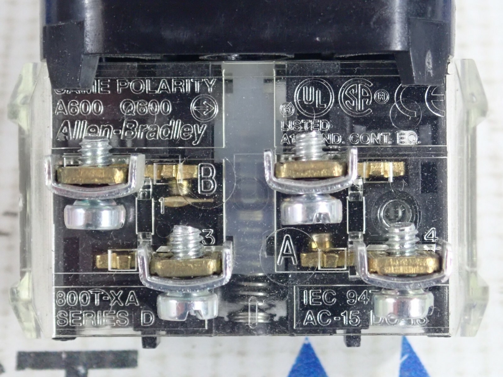 ALLEN BRADLEY 800T-B6A SERIES T PUSH BUTTON TYPE 4,13 EXTENDED HEAD RED ...