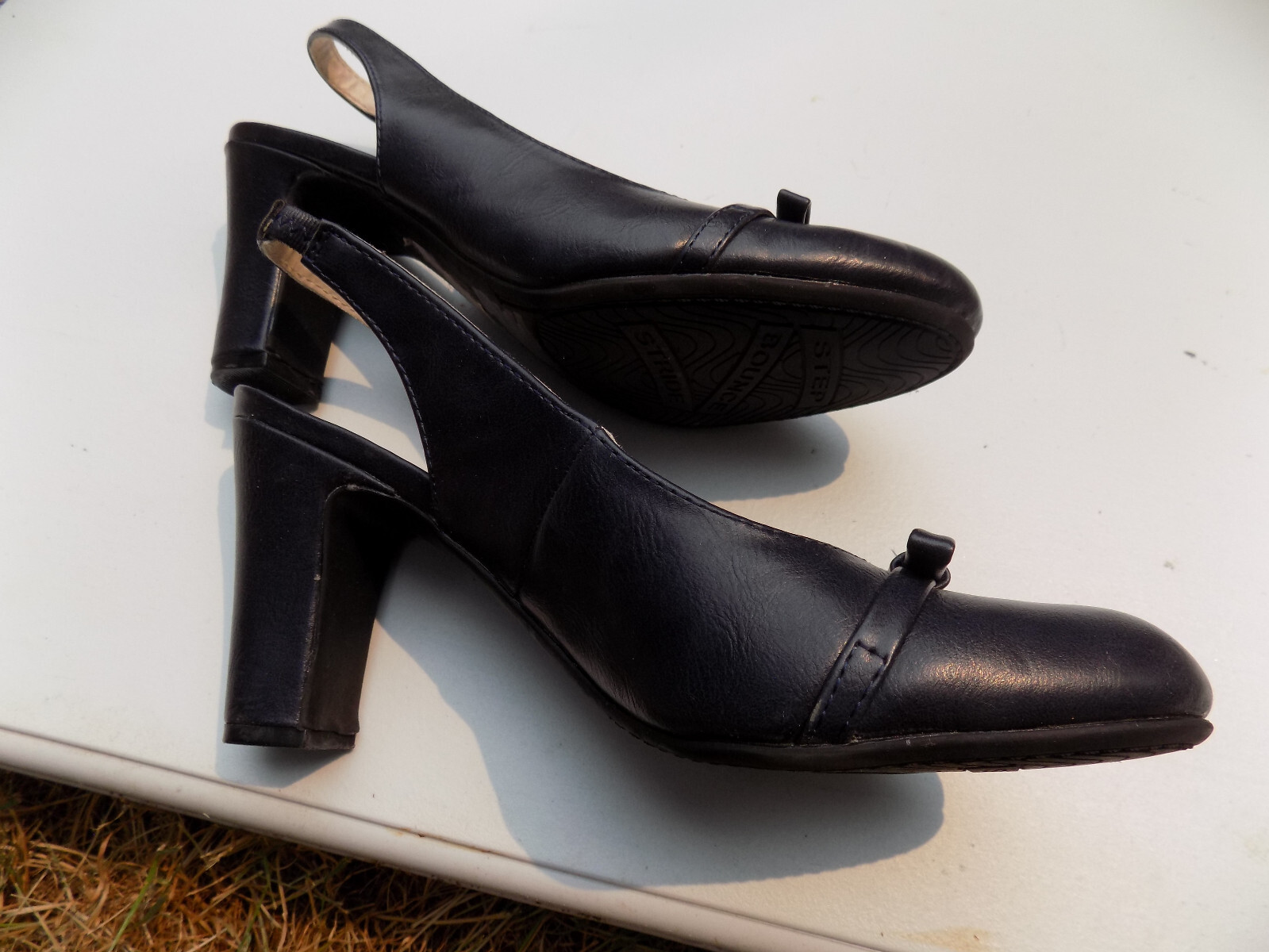 LN Life Stride Soft System Jean Navy Slingback 3" Block heels Pumps Bow ...