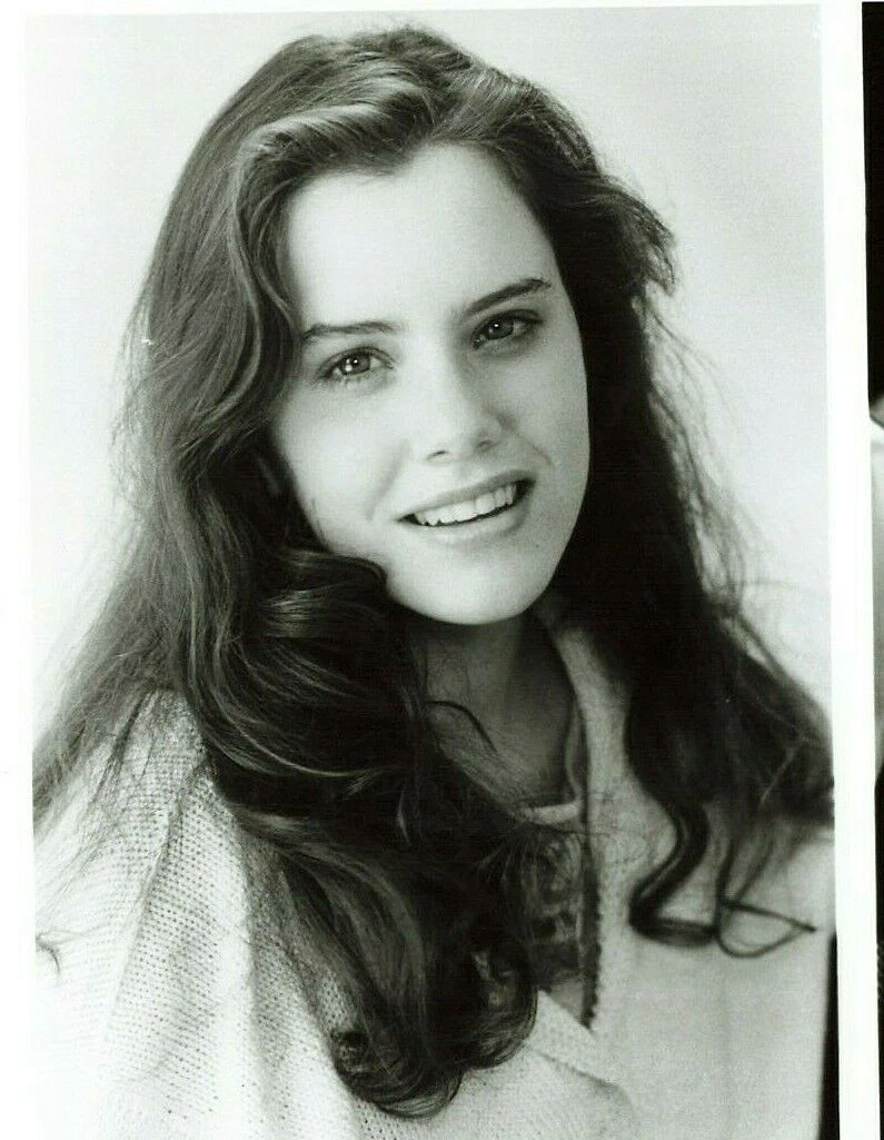 Ione Skye