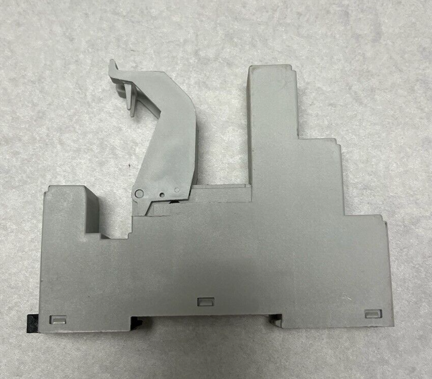 700HN221 - Allen Bradley, Relay Base, 16A, for 1 Pole, (700-HN221) | eBay