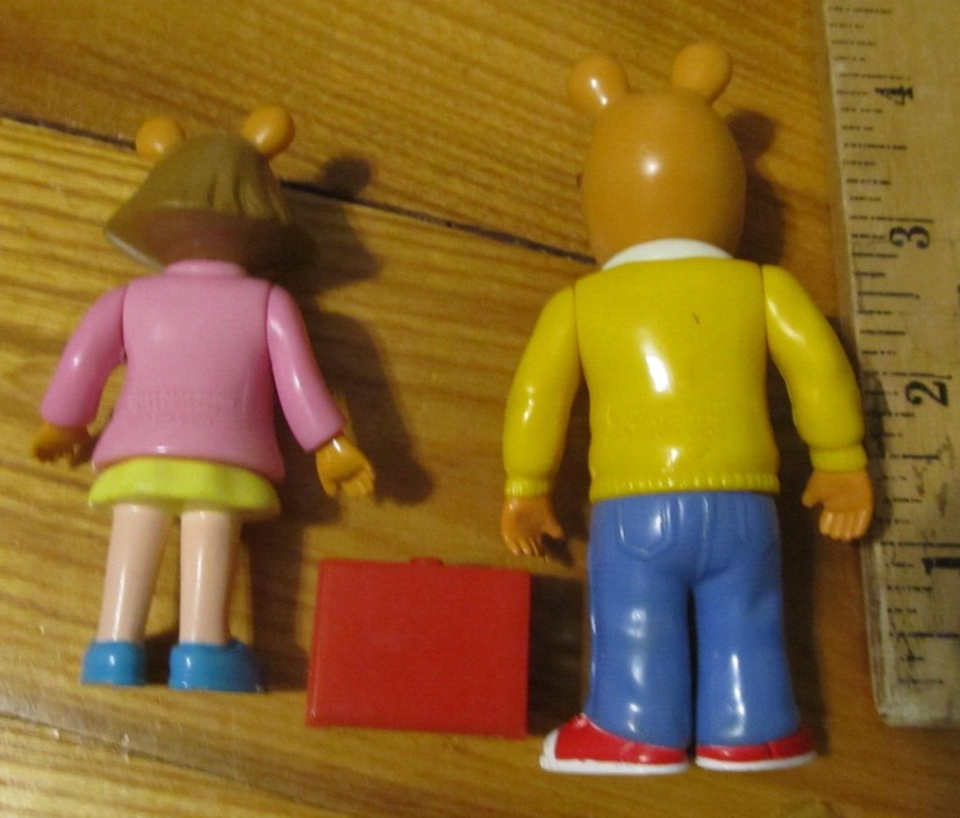 1998 TV show ARTHUR PBS PVC Figures Lot Hasbro Arthur & DW | eBay