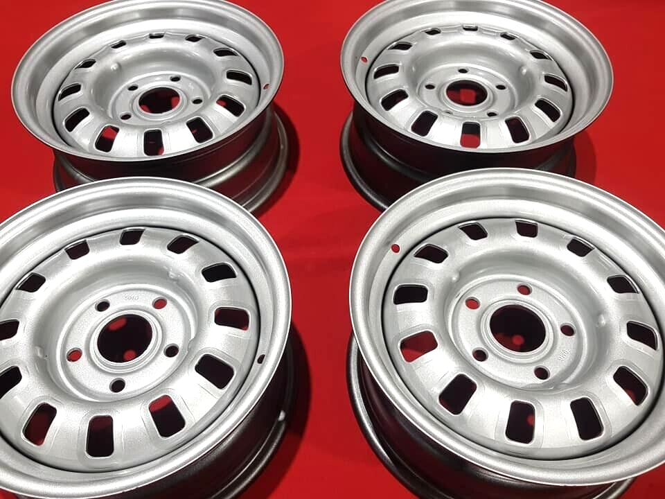 FORD 12 SLOT RIM SET OF 4 XR XT XW XY XA GT FALCON FAIRLANE SMALL ...
