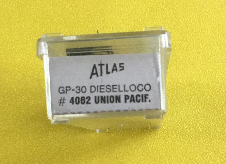 ATLAS GP-30 DIESELLOCO # 4062 UNION PACIF DEPENDABLE TRANSPORTATION 729 ...