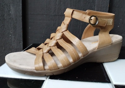 Yuu Gladiator Sandals Shoes Sz 9 Tan Faux Leather Wedge Heel Ankle ...
