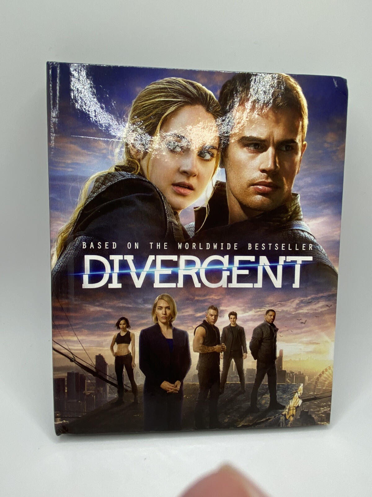 Divergent Dvd Cover Art