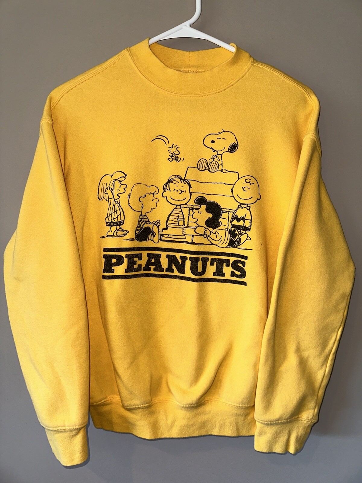 Peanuts Charlie Brown Snoopy Linus Yellow Cotton Pull… - Gem
