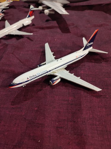 Gemini 250 Delta Airline 737-800 Diecast Aircraft Model 1:250 ...