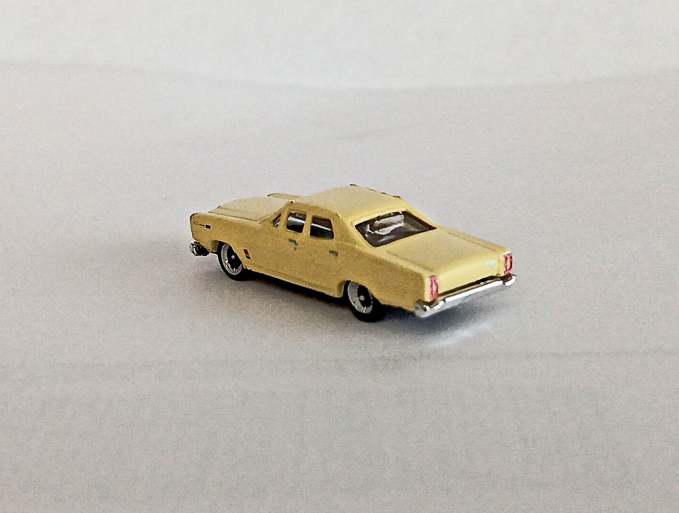 Classic Metal Works Tan 1967 Ford Sedan N-Scale | eBay