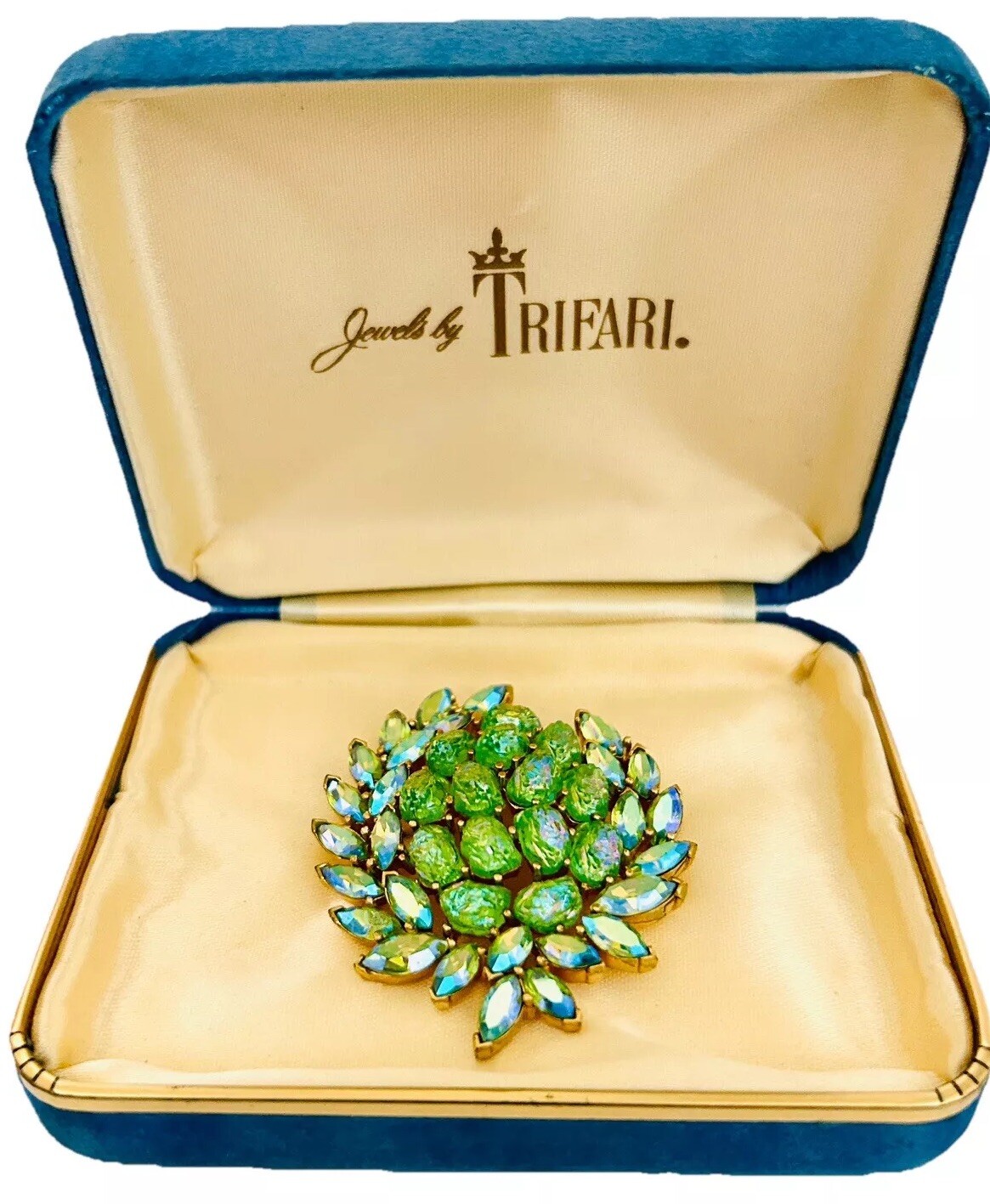 1959 CROWN TRIFARI Lava Rock Pin Brooch Glass Rhinest… - Gem