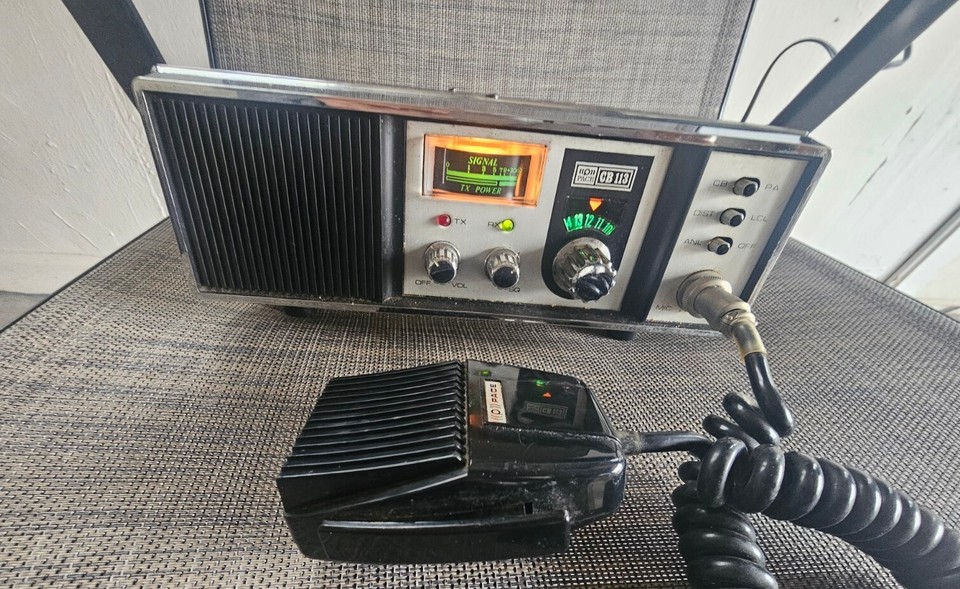 Pace CB113 Base Station 23 Channel Citizens Band Radio w/ Mic & Power ...