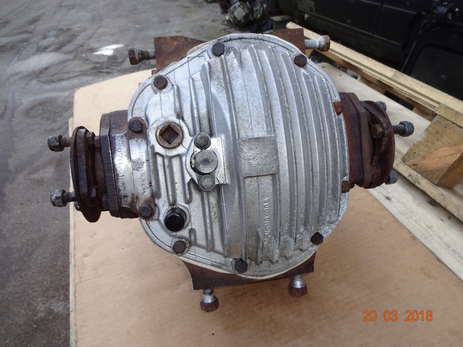 ASTON MARTIN DB7 i6 REAR DIFFERENTIAL DB7 i6 AUTOMATIC REAR DIFF ...
