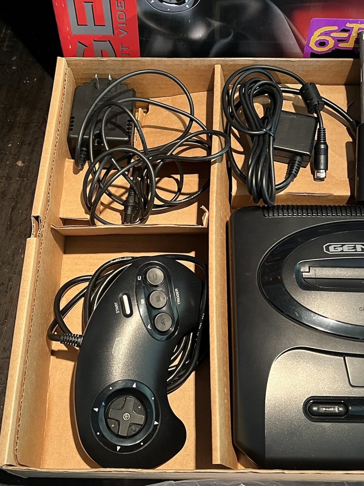 VTG 90's Sega Genesis System Bundle 6 Pak 32x Console 18 Games Video ...