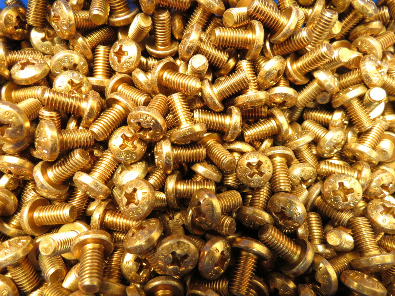 (150) 3/16” #10-32 x 3/8" National Aerospace Standards NAS603-6P Screws ...