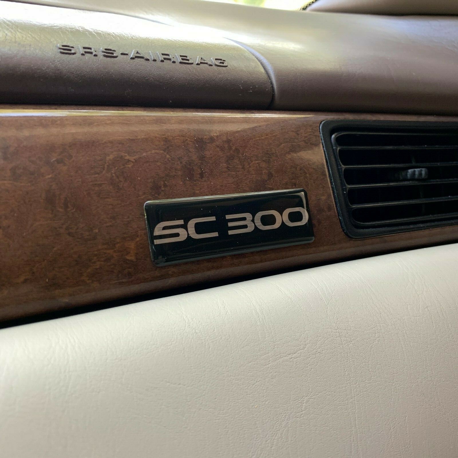 Z30 Concepts Fender / Dash Urethane BADGES / EMBLEMS for Lexus SC300 | eBay