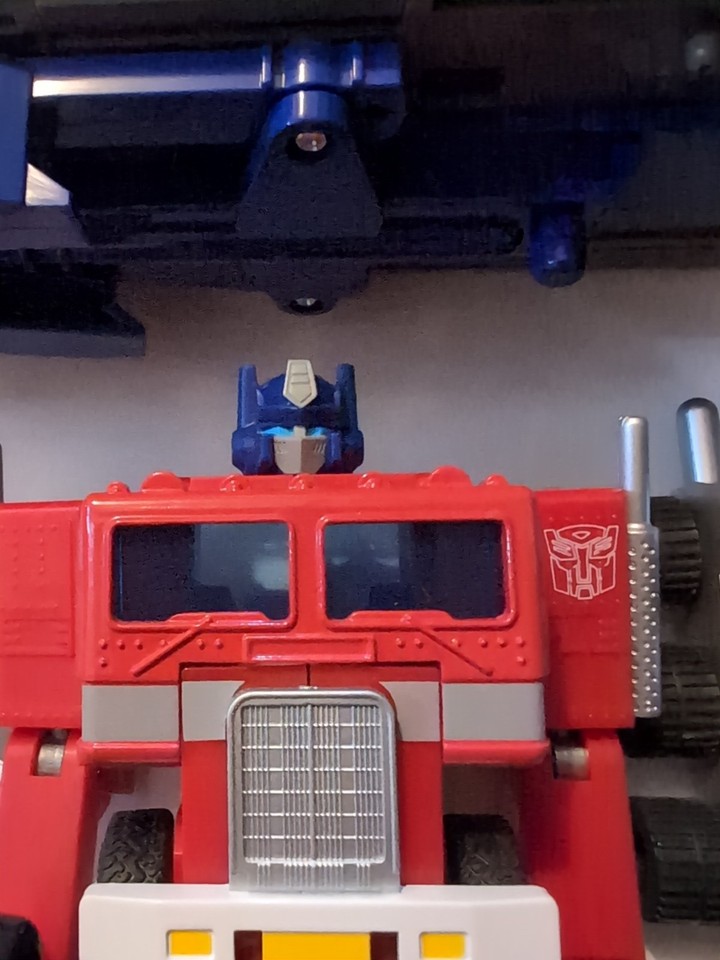 Transformers 40th Anniversary OPTIMUS PRIME Retro G1 Reissue Hasbro ...