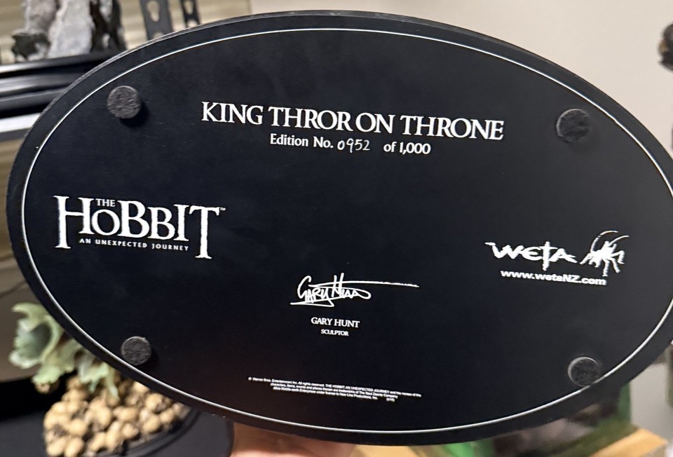 The Hobbit - King Thror on Throne (1:6 Scale Statue) - Weta | eBay