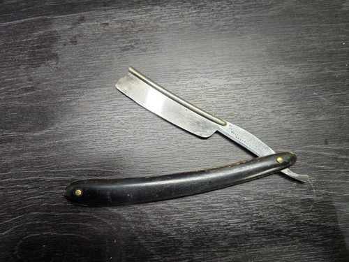George Wostenholm & Sons Celebrated Frame-Back Straight Razor Horn ...