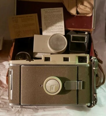 Classic Polaroid Land Camera Model 800 Includes Case, and More | eBay