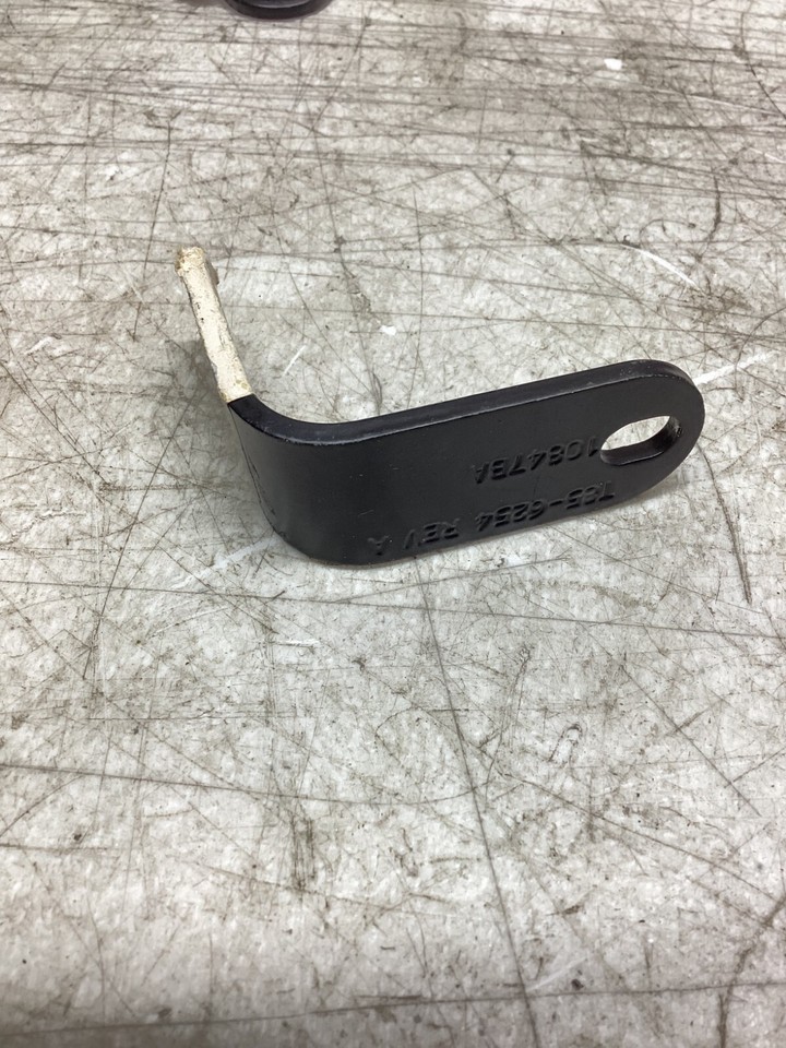 NEW! GENUINE PACCAR FENDER BRACE - EXTENDER FLANGE OEM P/N: T85-6254R ...