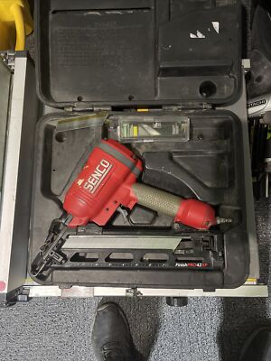 Senco FinishPro 42XP 15-Gauge 2-1/2 In. Angled Finished Nailer 4G0001N ...