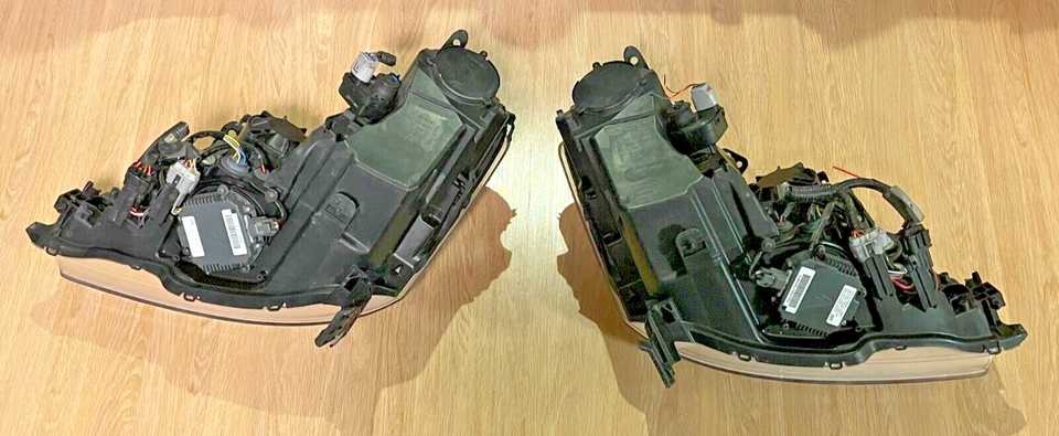 Infiniti Genuine M35 M45 Nissan Fuga Y50 06-10 HID Headlight Lamp Pair ...