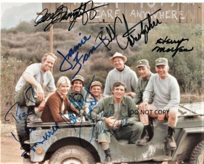 MASH - CAST Autographed Signed 8x10 Reprint Photo #3 !! | eBay