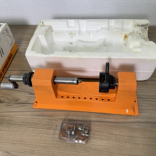 Lyman 7862000 Universal Case Trimmer w/ Full Set Of 9 Pilots and ...