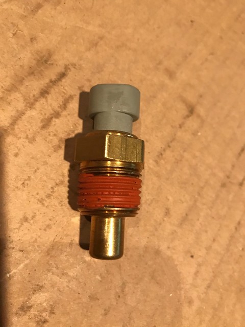 INTERNATIONAL COOLANT WATER TEMPERATURE SENSOR PART # 1675751C1 for ...