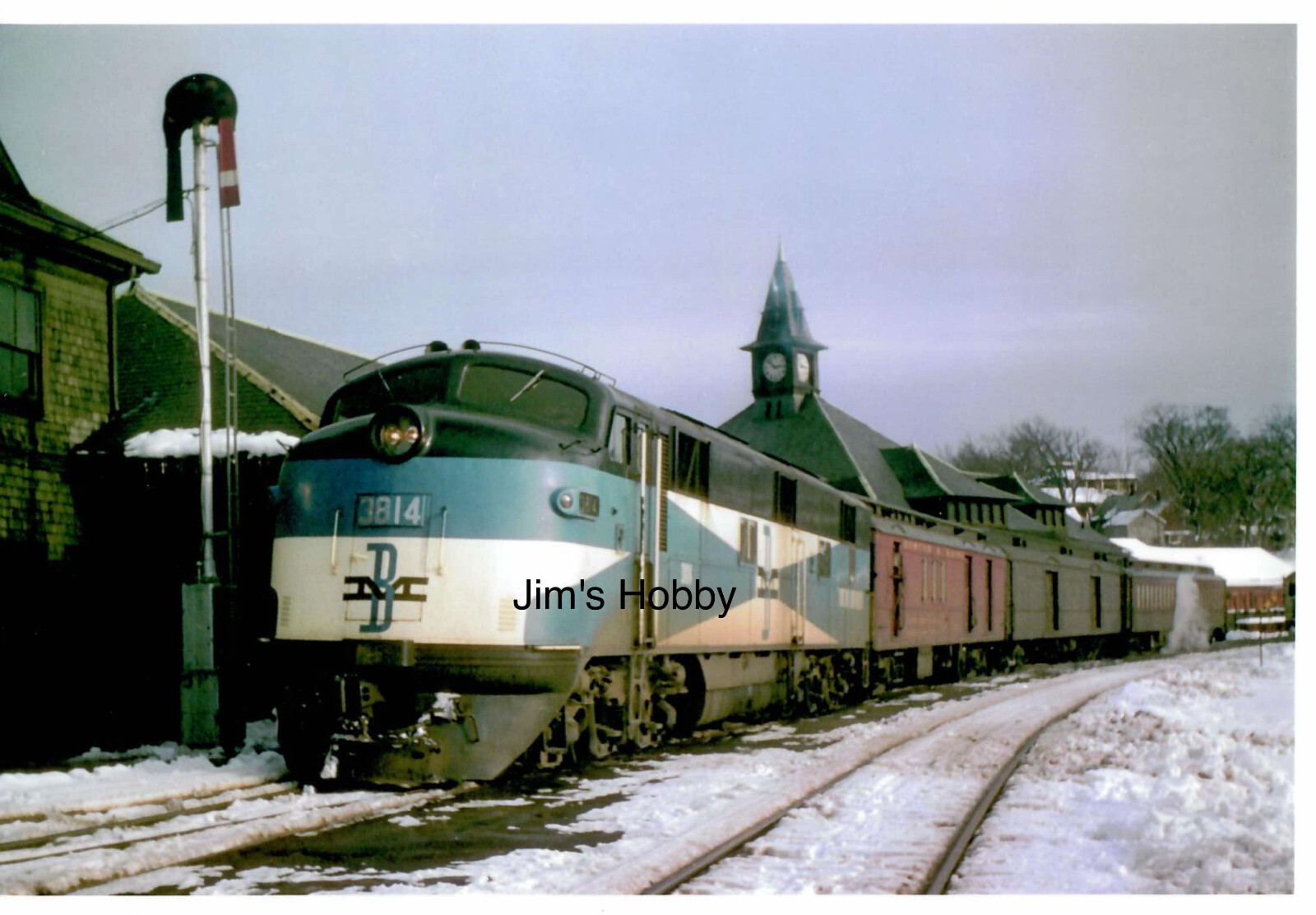 Photograph: Boston & Maine E7A Diesel Loco #3814 - Greenfield, MA ...