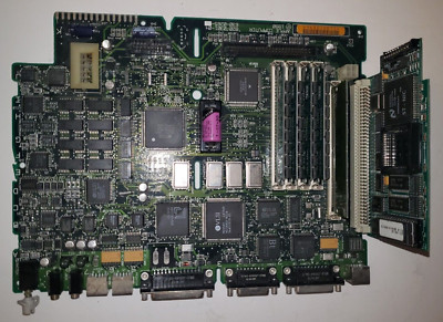 VINTAGE APPLE COMPUTER 1990 820-0301-04 MOTHER BOARD Please See Phts ...