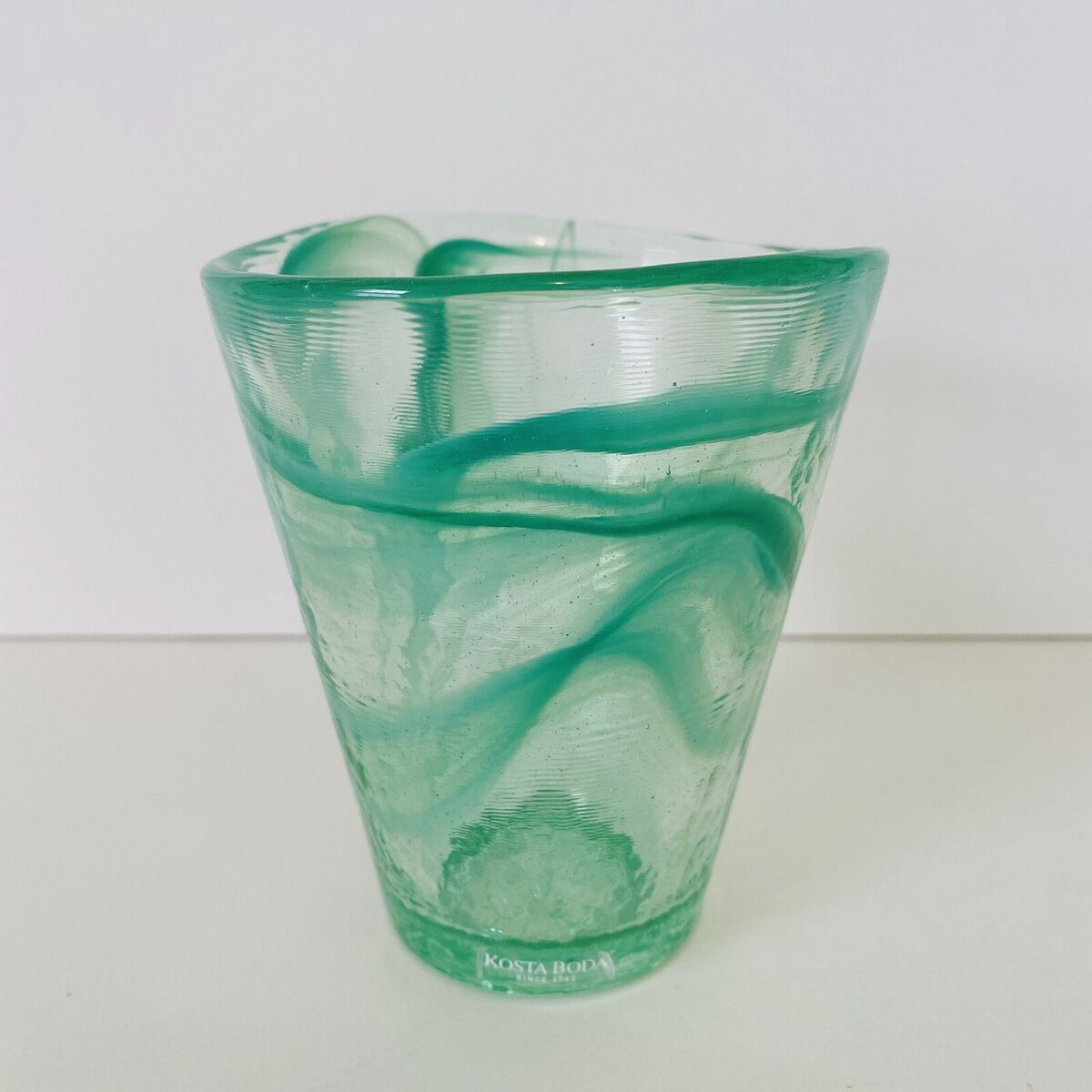 Kosta Boda Green Swirl Mine Tumbler, Ulrica Hydman-Vallien Kosta Boda Green Swirl Mine Tumbler, Ulrica Hydman-Vallien