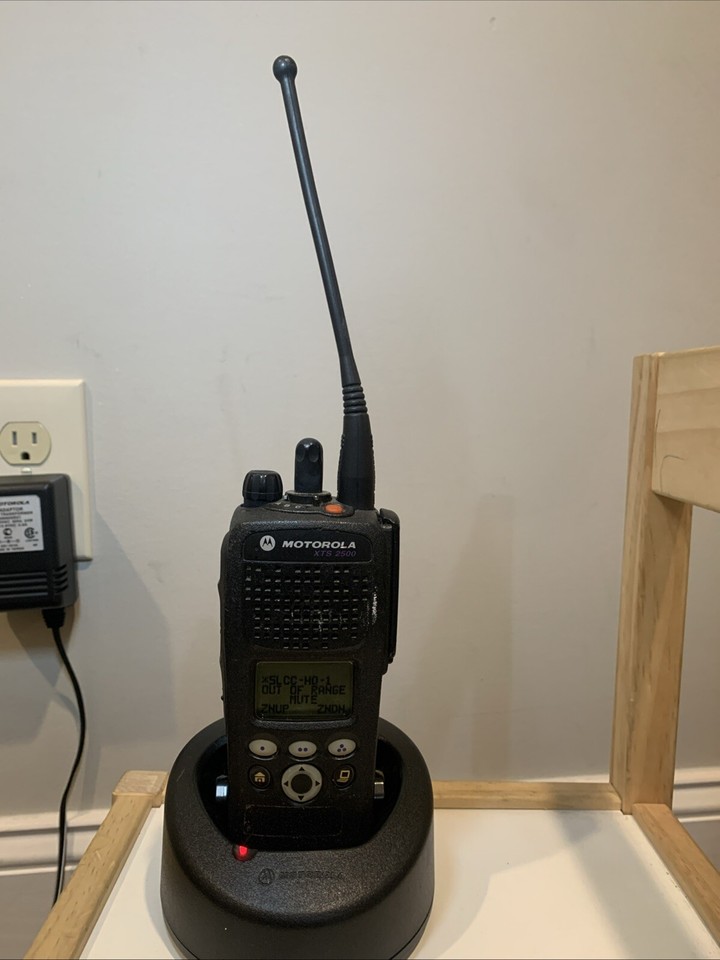 Motorola XTS2500 P25 Digital Radio 700-800 MHz H46UCF9PW6BN with ...