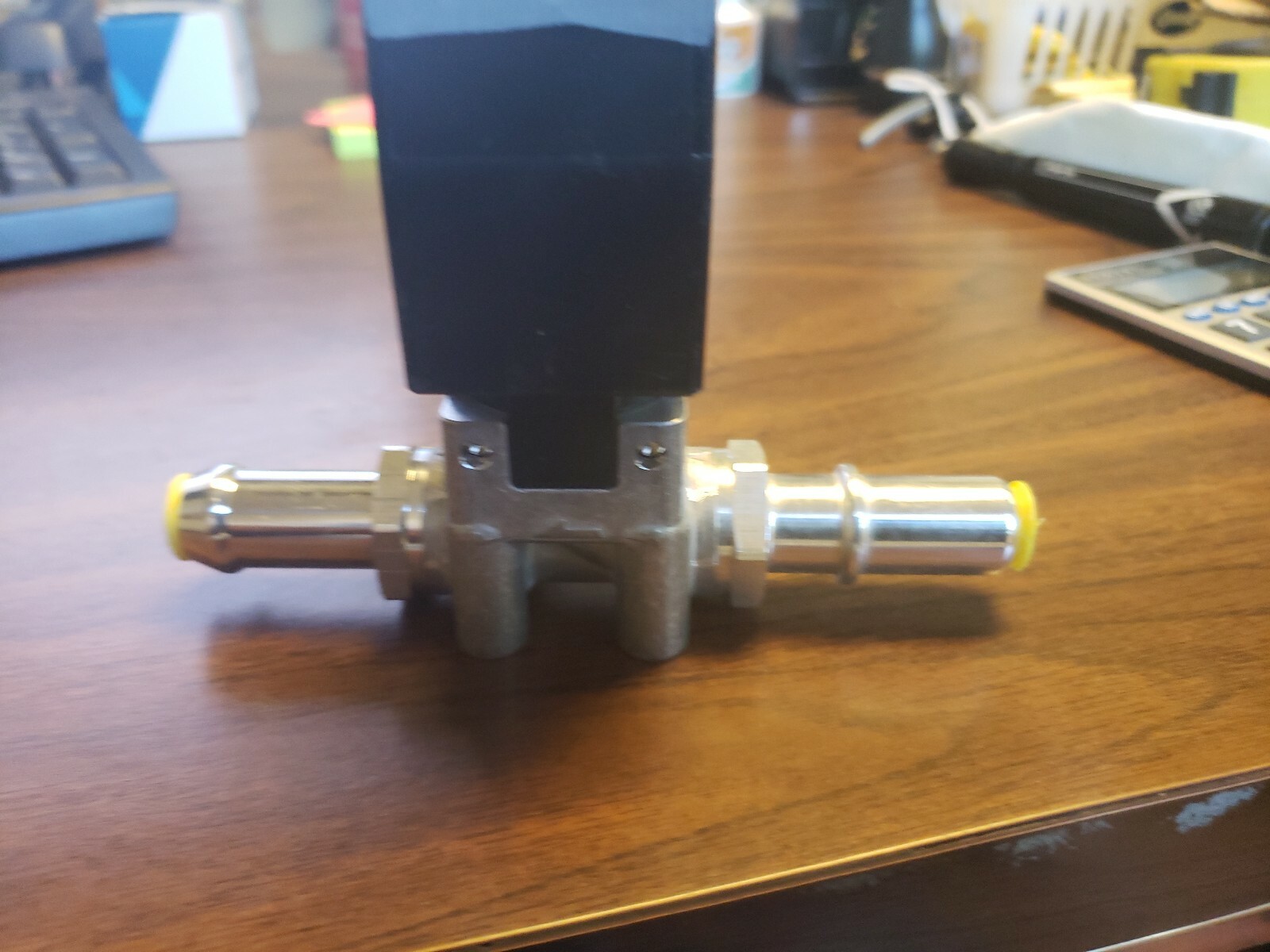 NAVISTAR 4064184C1 VALVE, SOLENIOD, TEMP CONTROL 12V | eBay