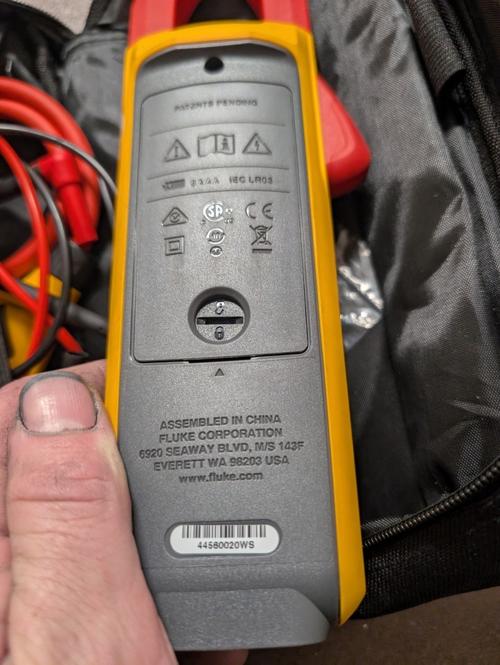 Fluke 381 Remote Display True RMS AC/DC Clamp Meter with iFlex 2500A AC ...