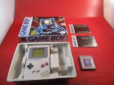 Original Nintendo Game Boy Console System Near Complete w/ Box manual ...
