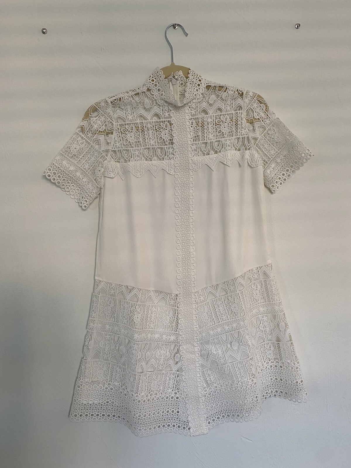 Alexis White Lace Hi-neck Dress XS - Gem